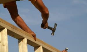 How Much Weight Can A 2X4 Hold?